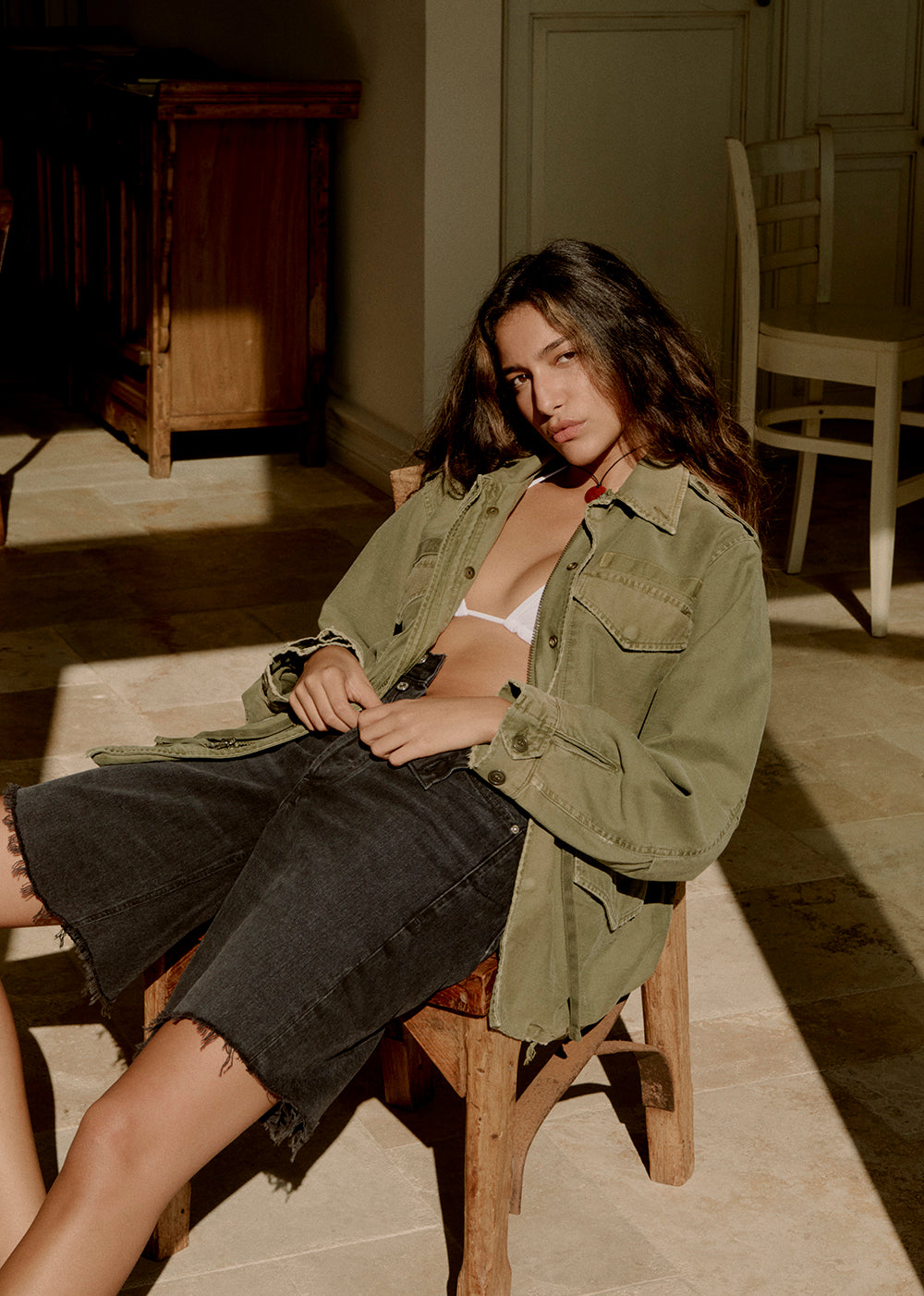 Ayla Short in Voila – Citizens of Humanity