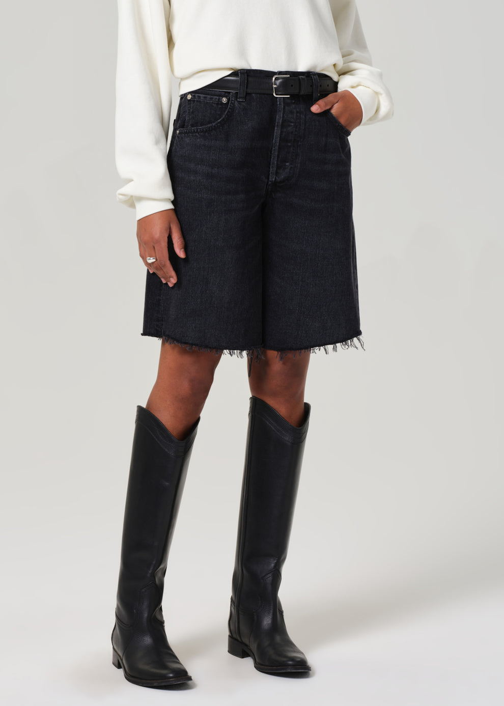 Ayla Short in Voila – Citizens of Humanity