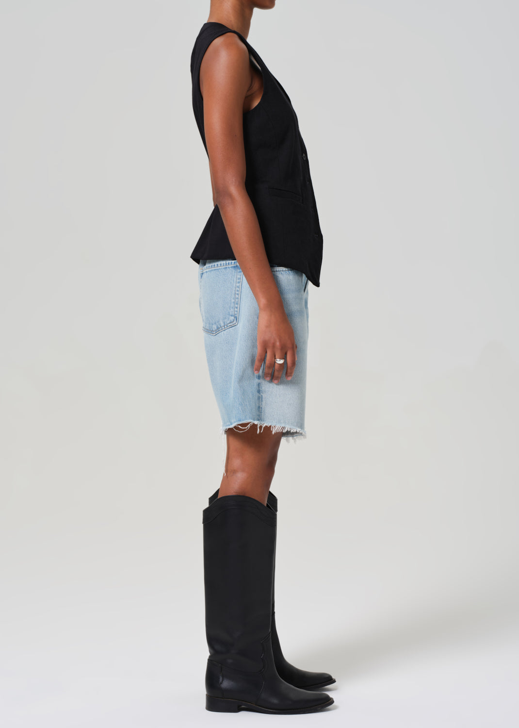 Ayla Short in Bianca – Citizens of Humanity