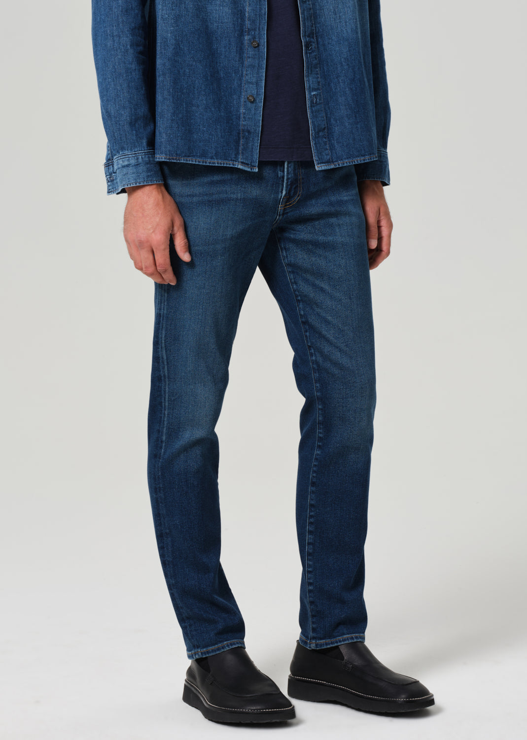 Gage Slim Straight Perform in Watson – Citizens of Humanity