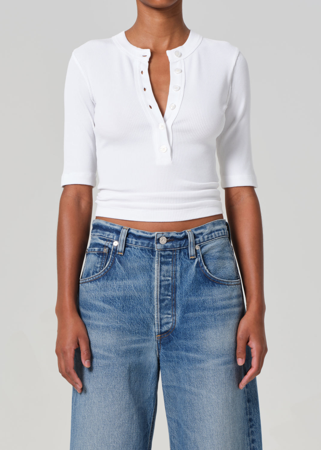 Nali Short Sleeve Henley in White – Citizens of Humanity